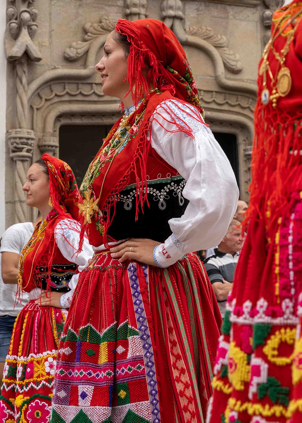 Guide to the Traditional Costumes of Viana do Castelo & Minho