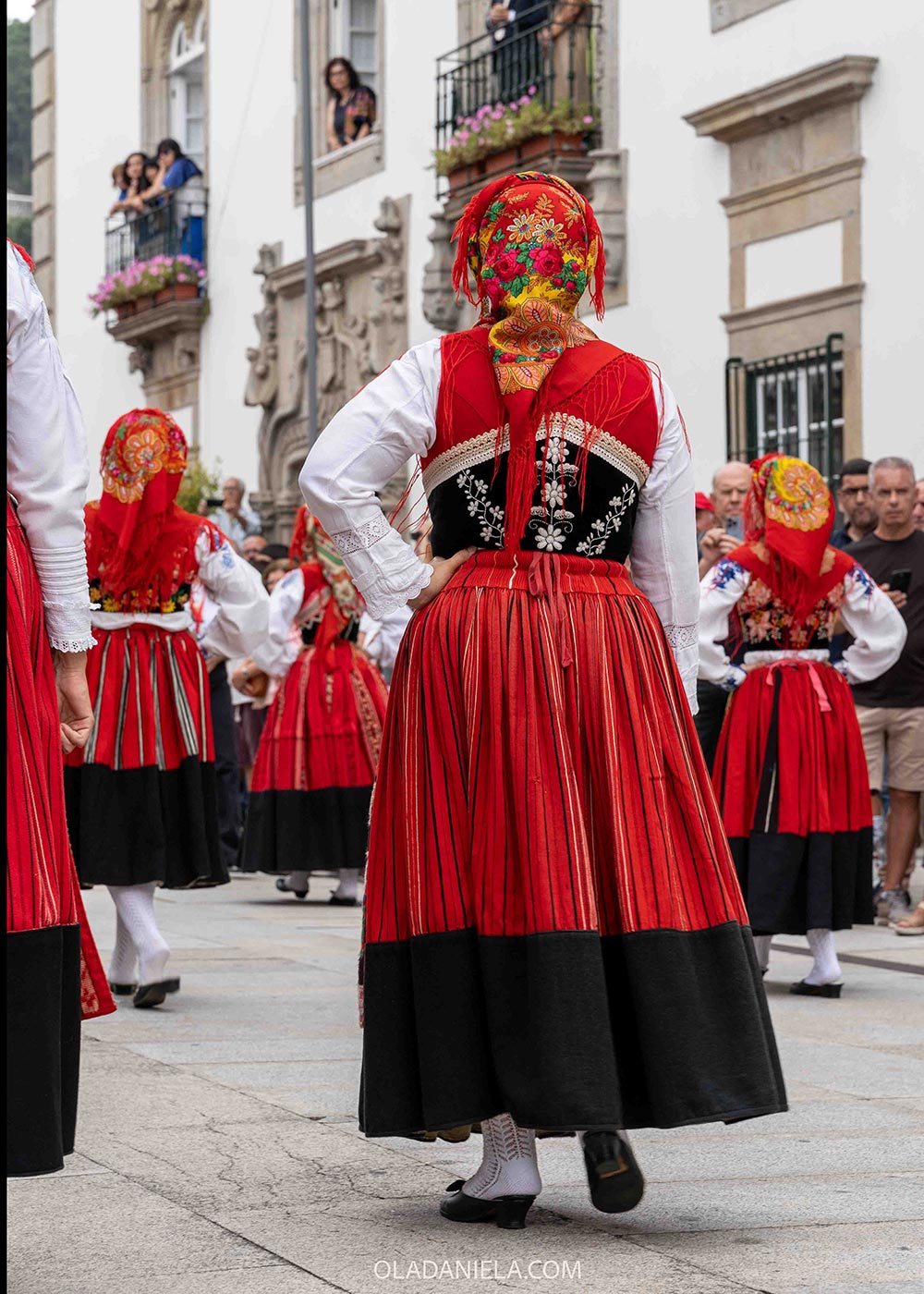 Guide to the Traditional Costumes of Viana do Castelo & Minho