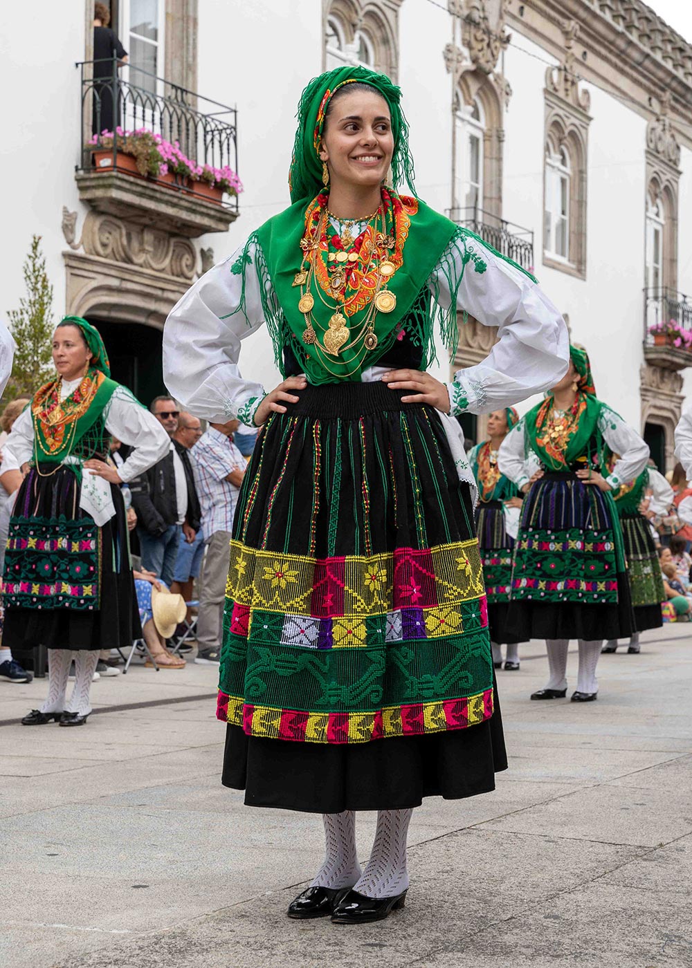 Guide to the Traditional Costumes of Viana do Castelo & Minho
